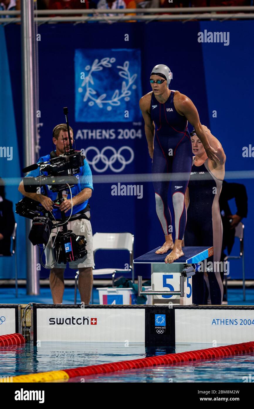 Jenny Thompson (USA) starting her leg in the Women's 4 × 100 metre ...
