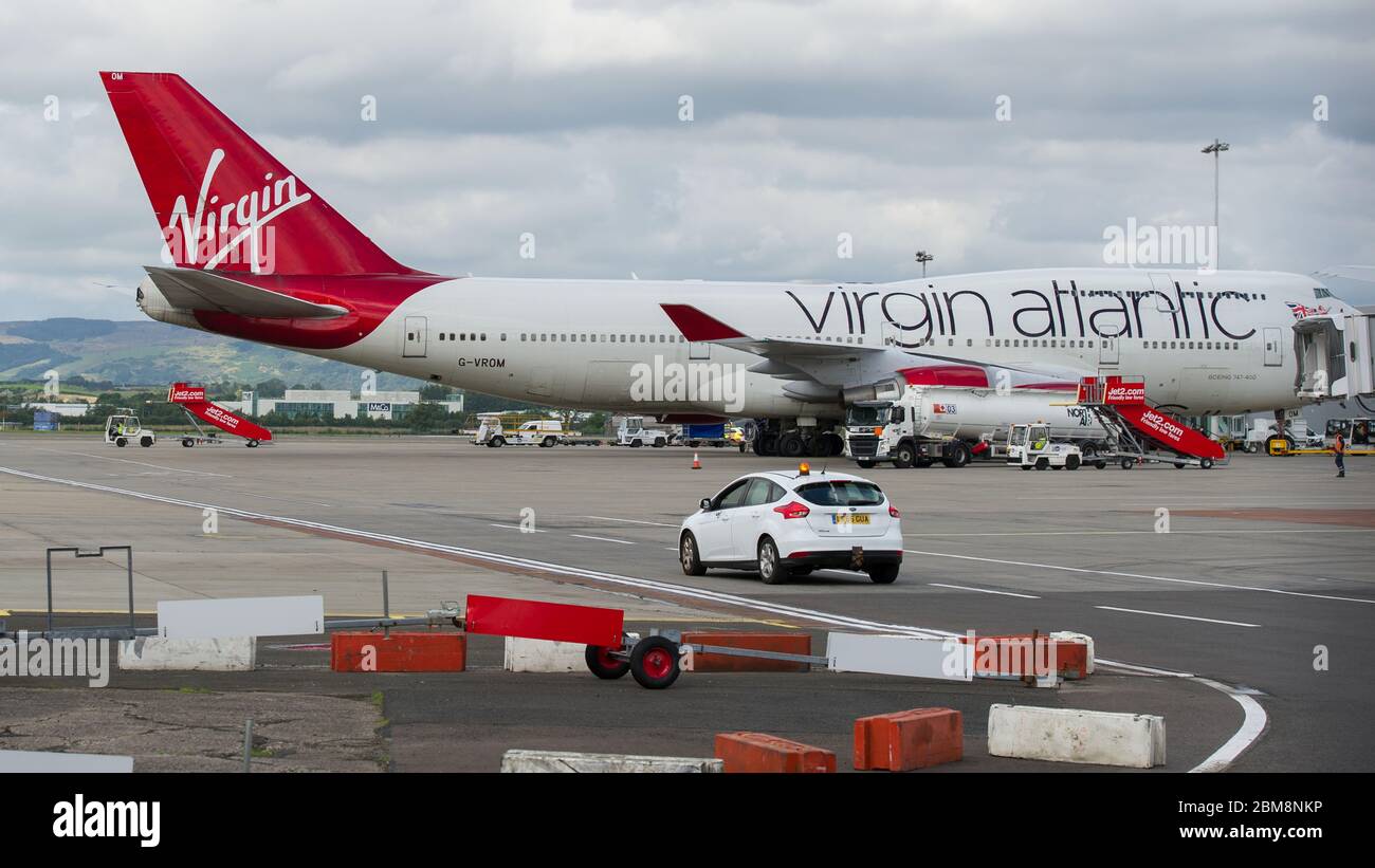 Close up of virgin atlantic livery on fuselage hi-res stock photography ...