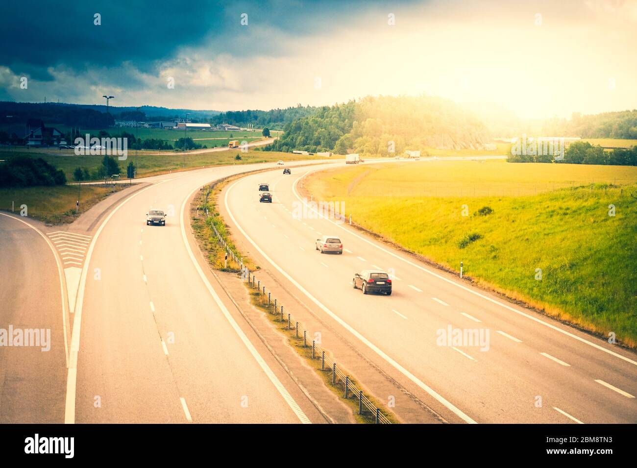 Three lane highway hi-res stock photography and images - Alamy