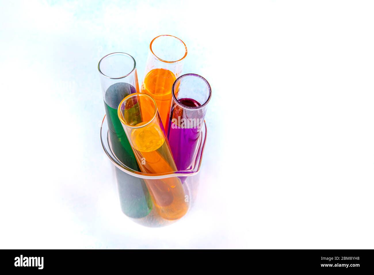 Test tubes microscope in Cut Out Stock Images & Pictures - Alamy
