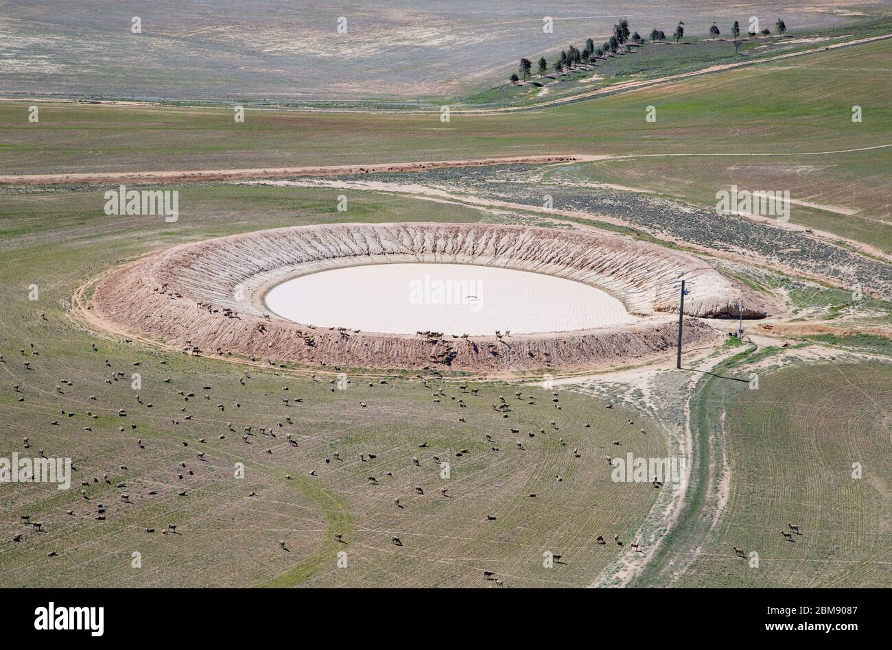 Farm dam hi-res stock photography and images - Alamy