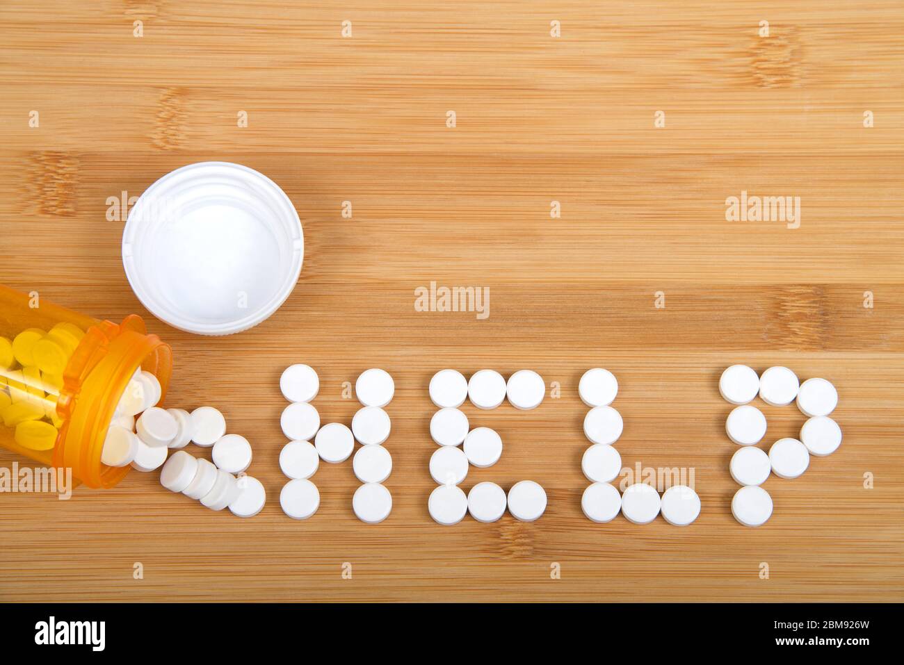 Pain killers bottle hi-res stock photography and images - Alamy