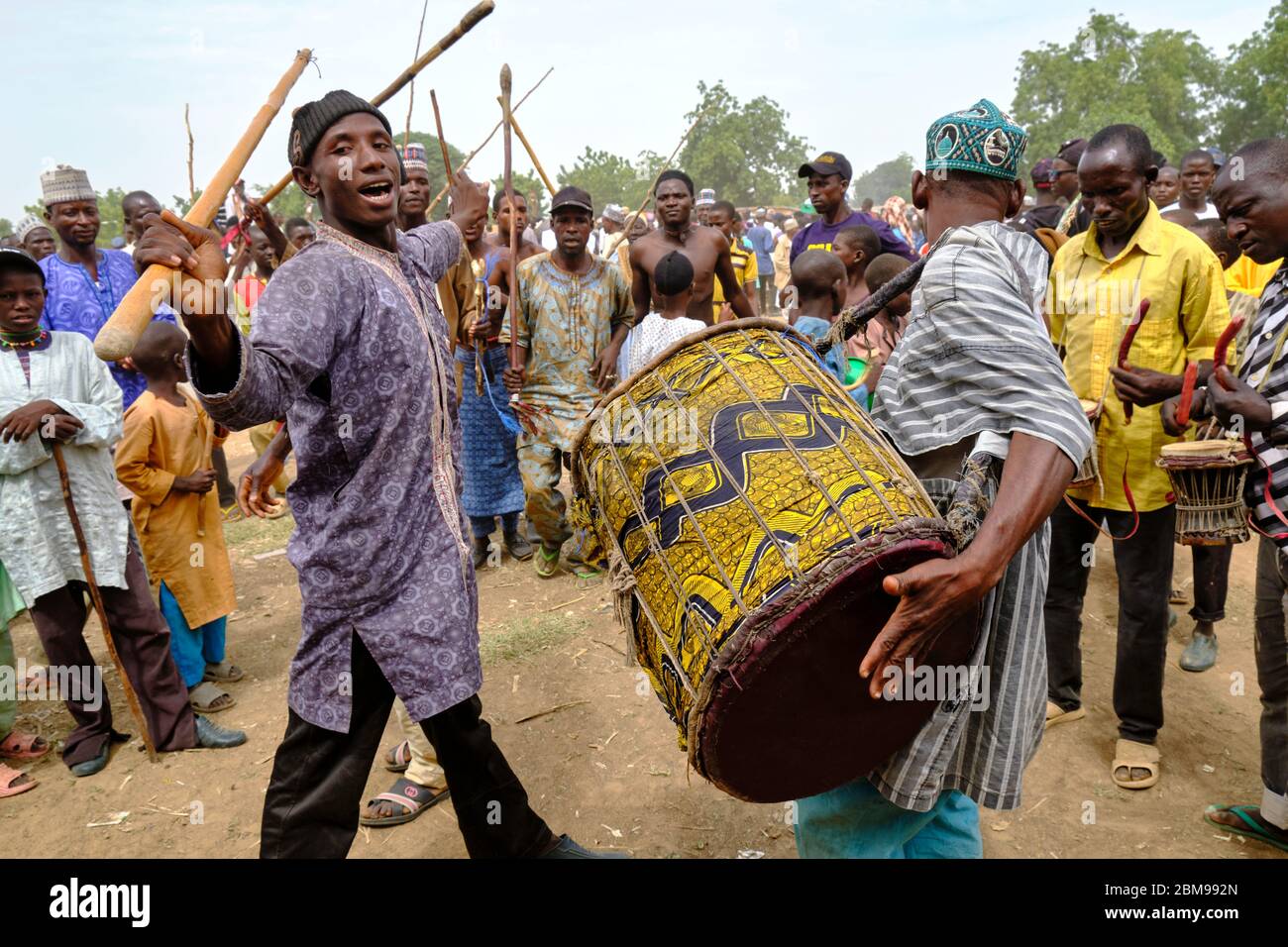 African Boys Playing Drums High Resolution Stock Photography and Images ...