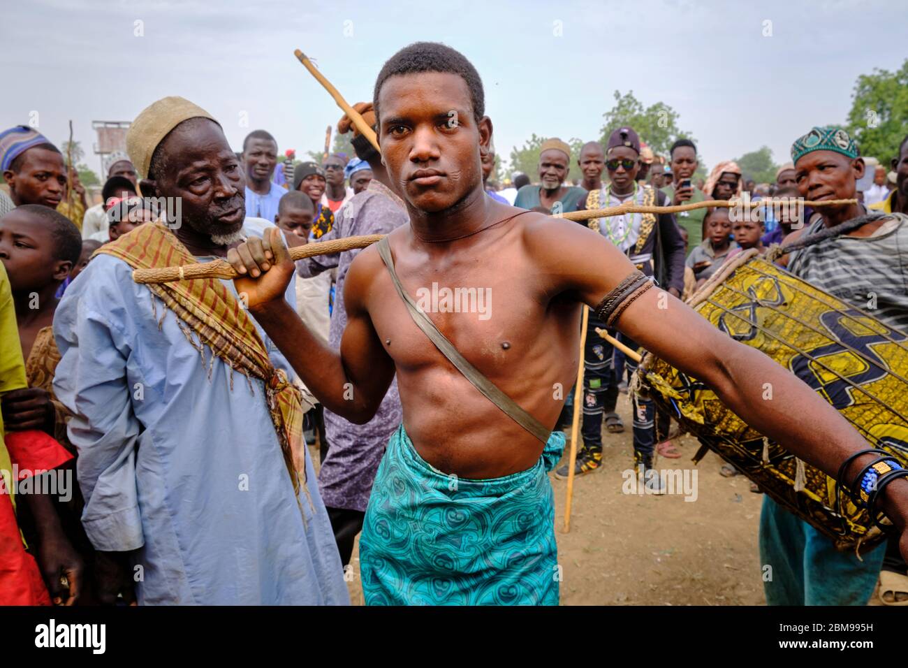 One of Sharo's contestants posing defiantly in front of the camera ...