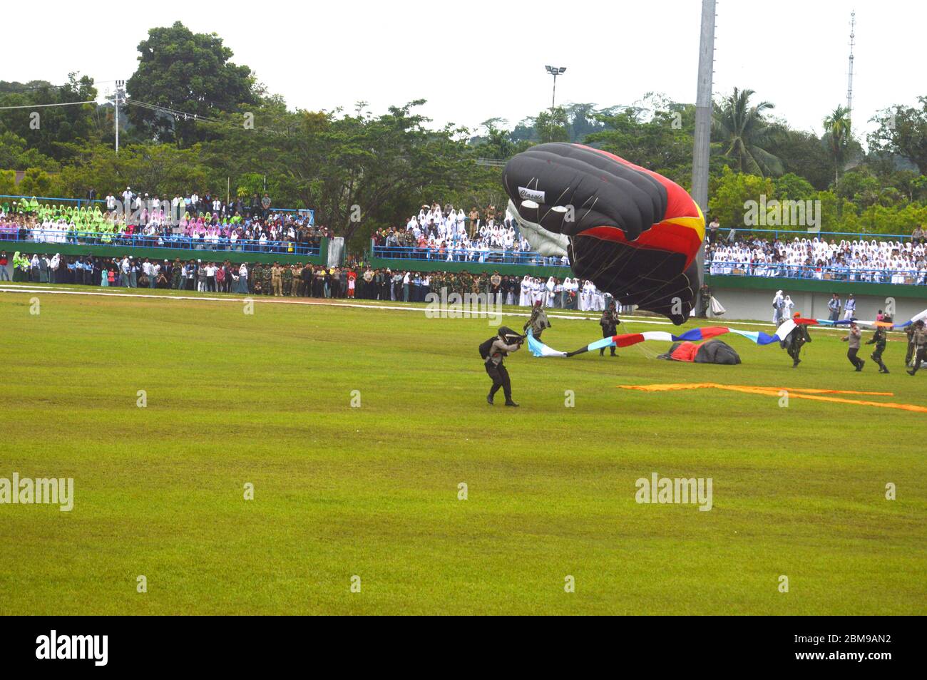 Members Of An Armed Formation High Resolution Stock Photography and ...