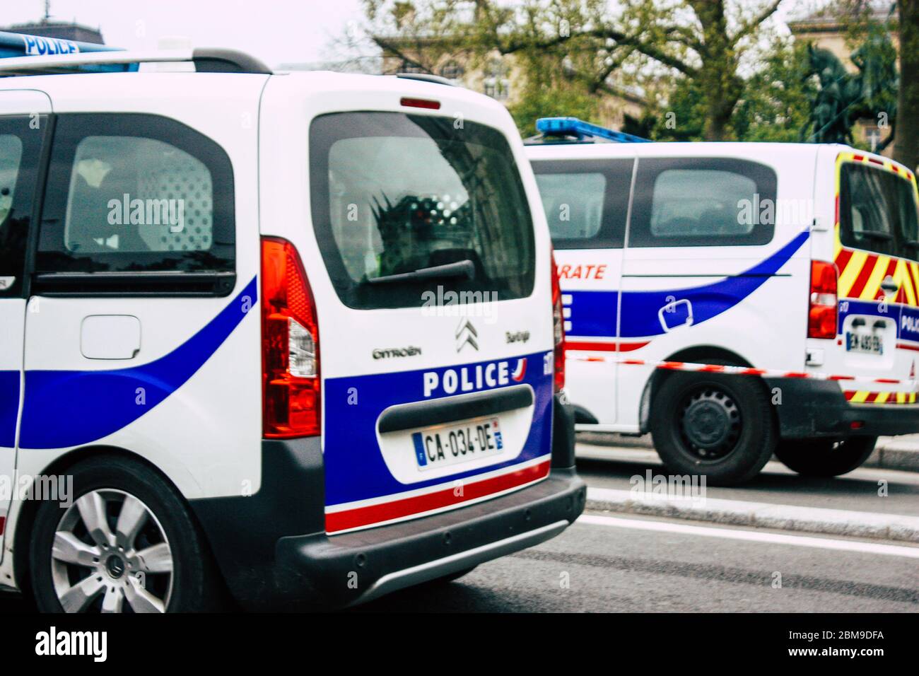 Monument pompiers hi-res stock photography and images - Alamy