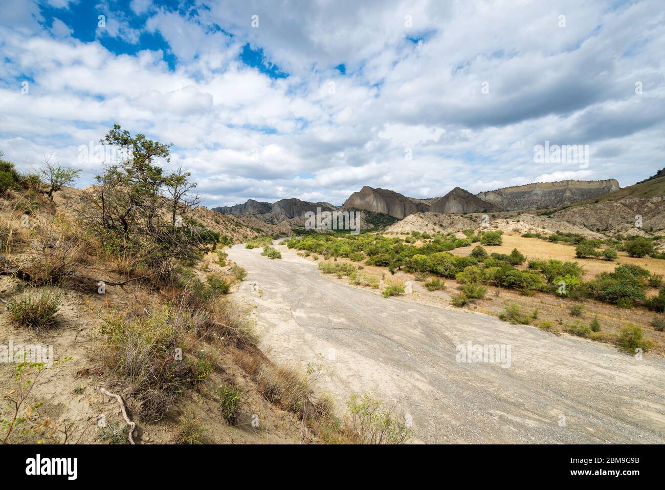 Semi desertic deserts hi-res stock photography and images - Alamy
