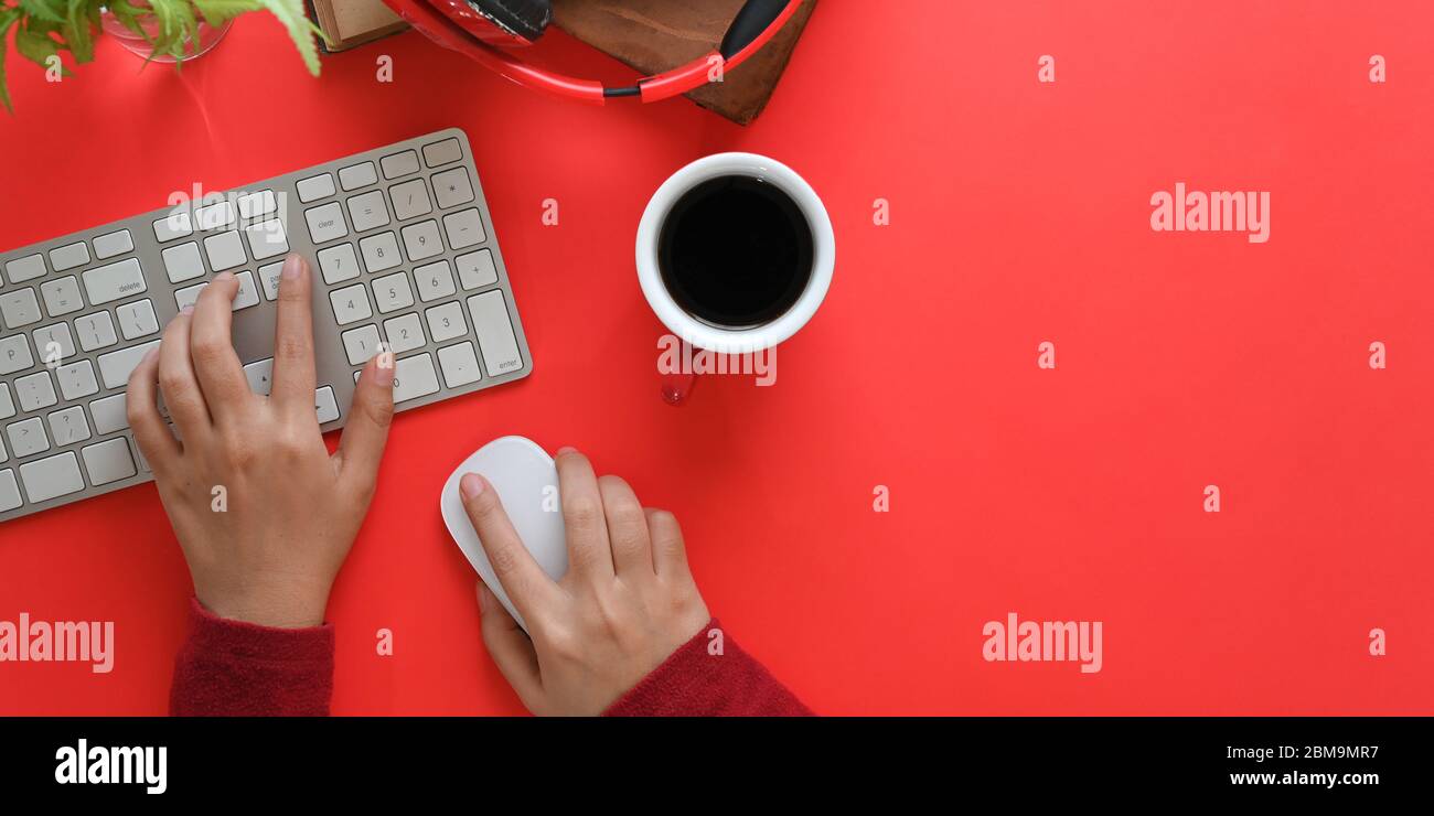 Using a mouse above hi-res stock photography and images - Alamy