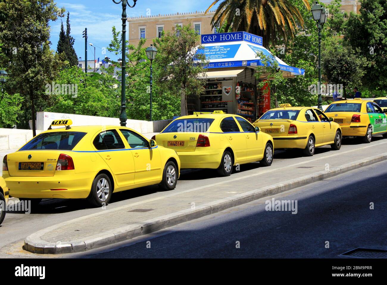 Row Of Taxi High Resolution Stock Photography and Images - Alamy