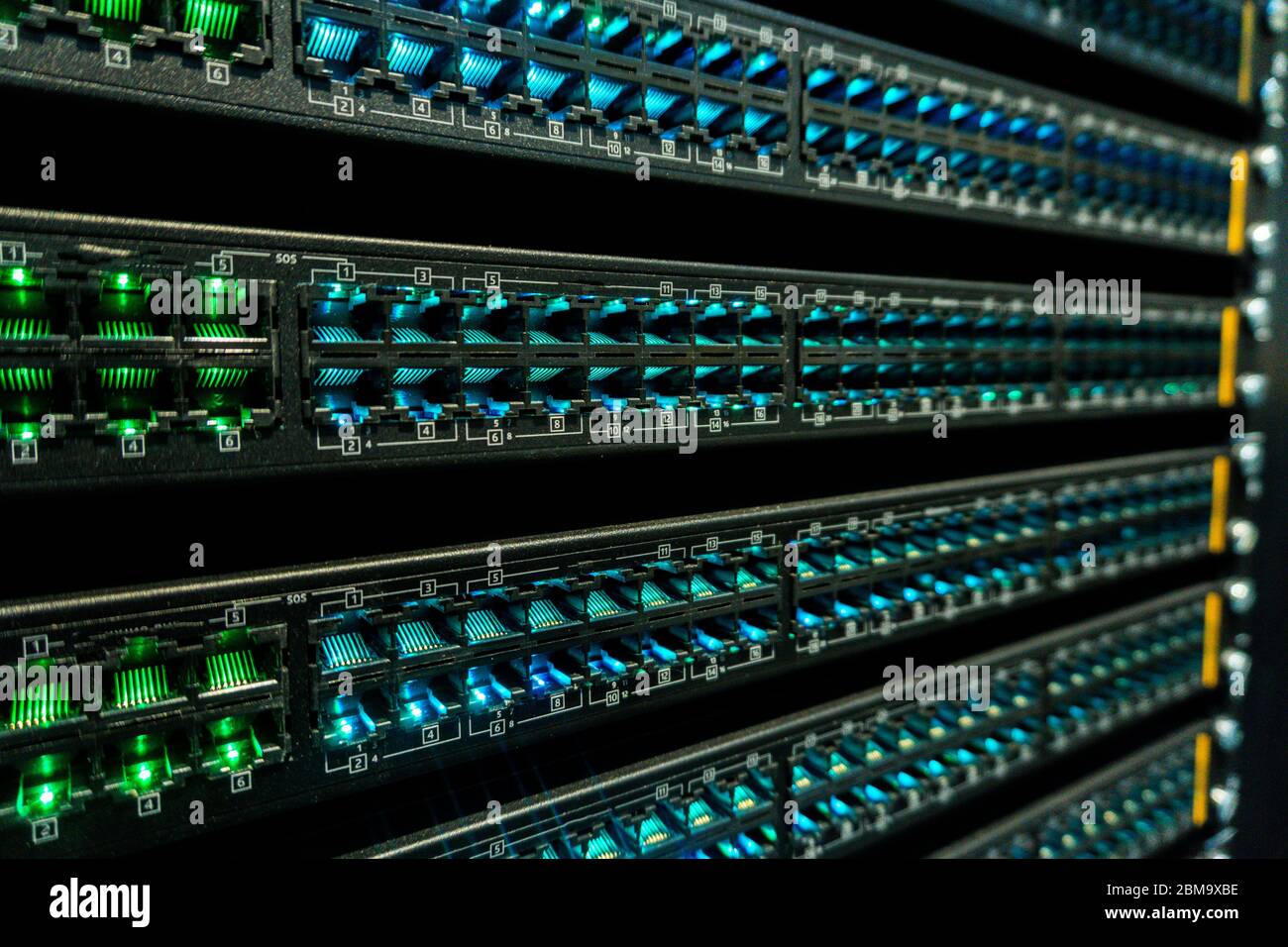 Network hub hi-res stock photography and images - Alamy