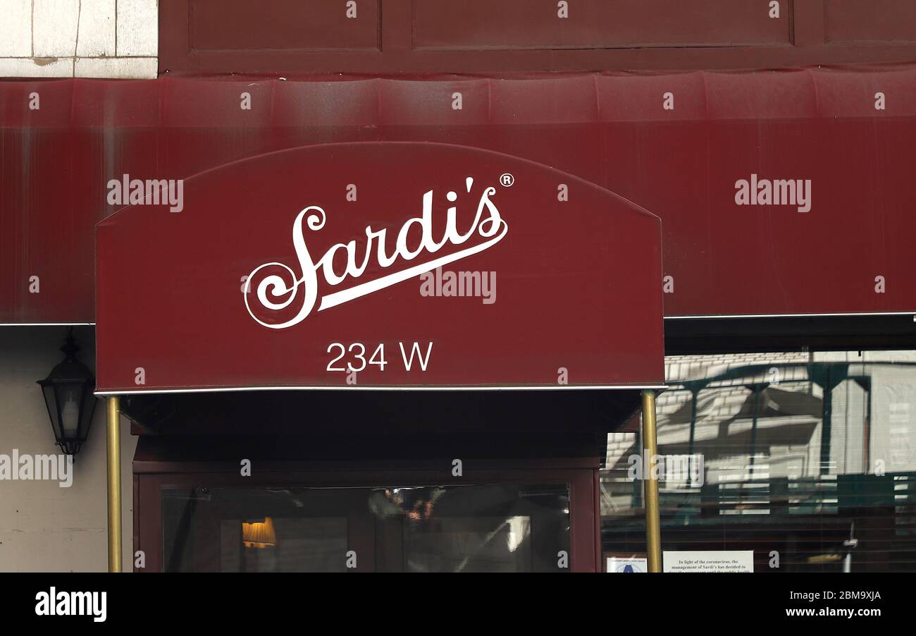 Sardi's Restaurant High Resolution Stock Photography and Images - Alamy