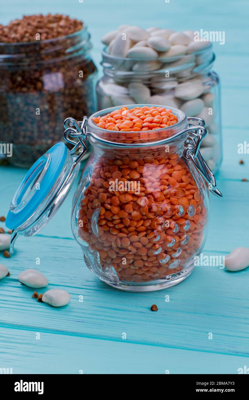 Canned lentils hi-res stock photography and images - Alamy