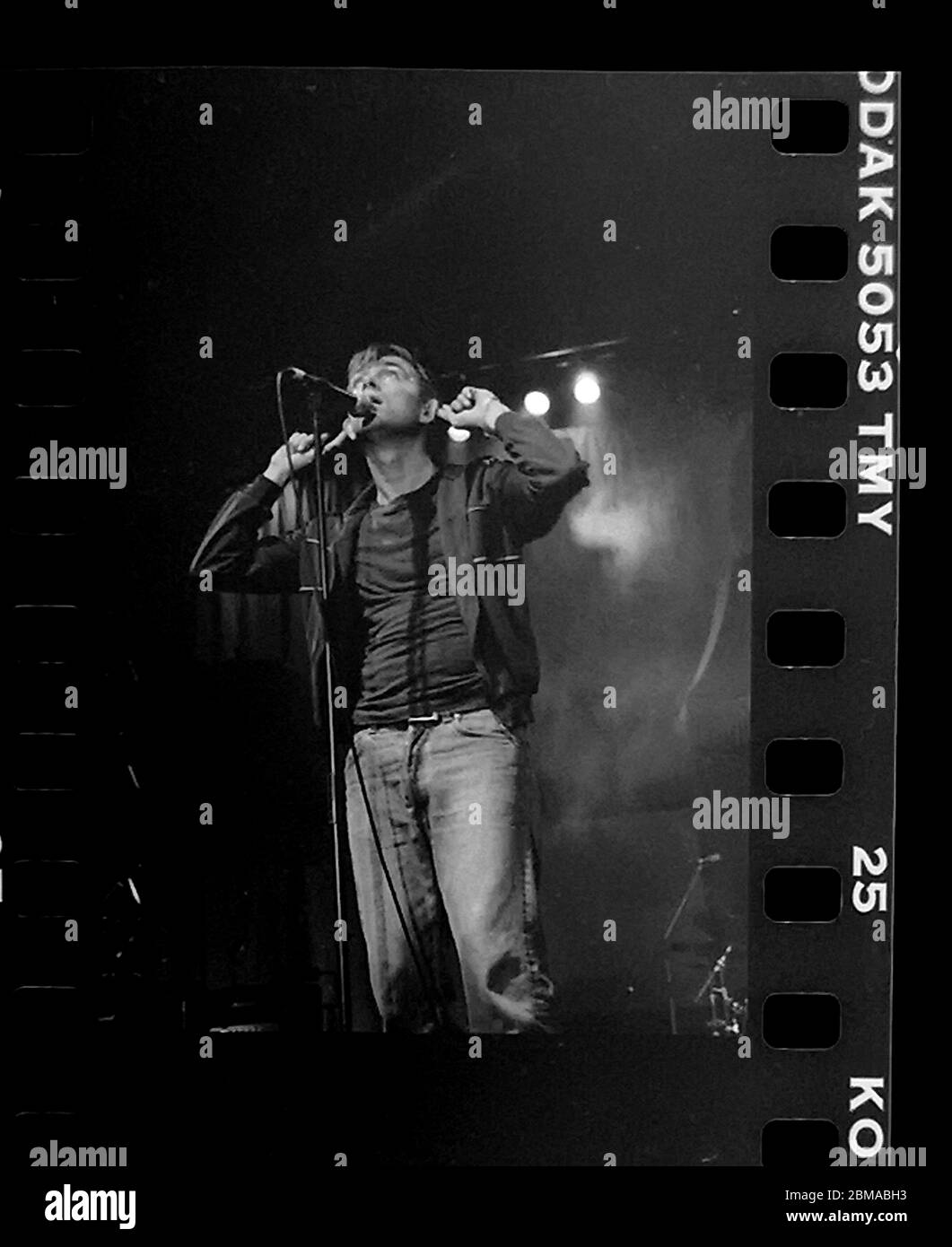 Lead singer of blur Black and White Stock Photos & Images - Alamy