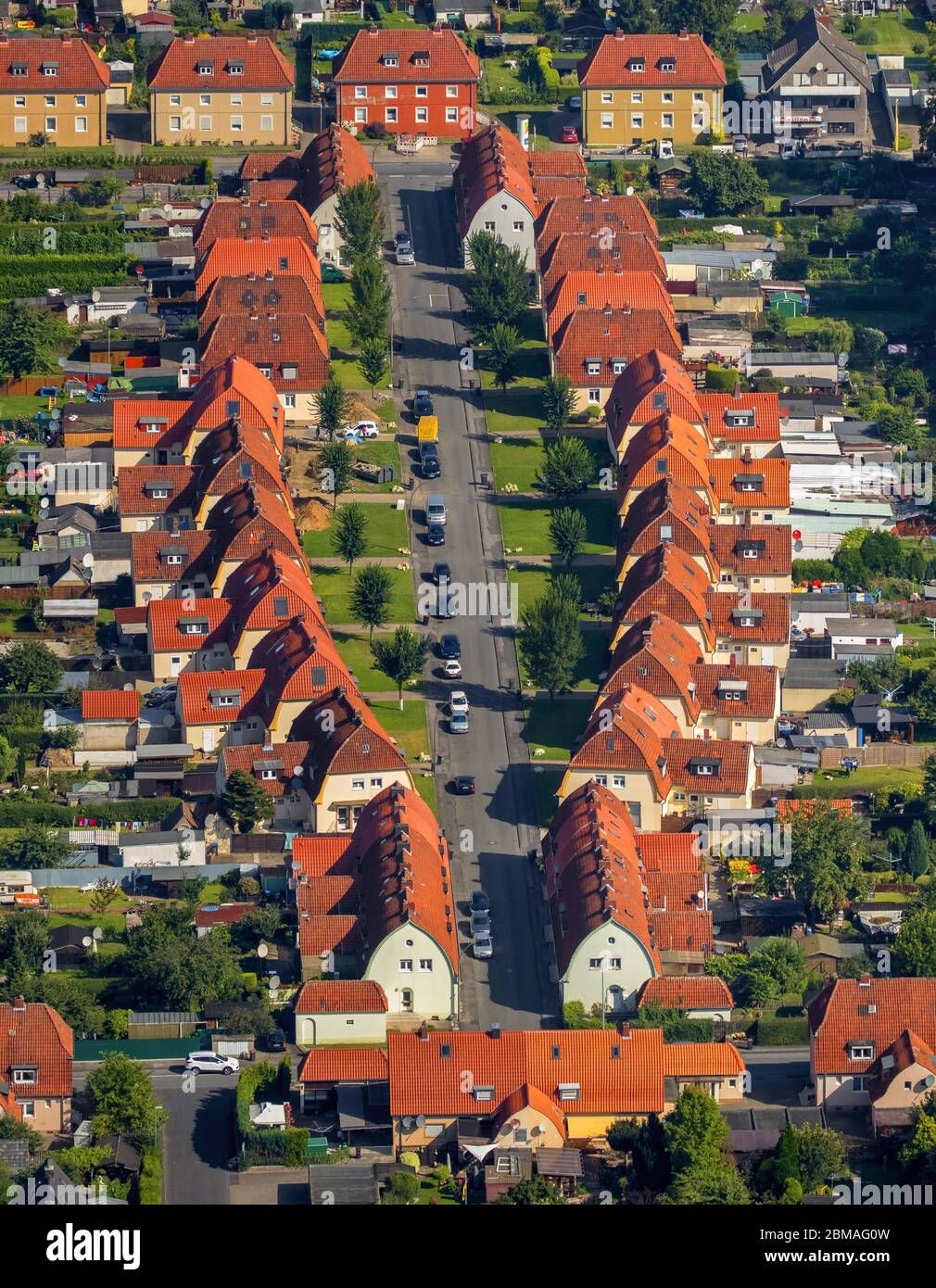 , Residential area of a multi-family house settlement Ulmenhof in Ahlen ...