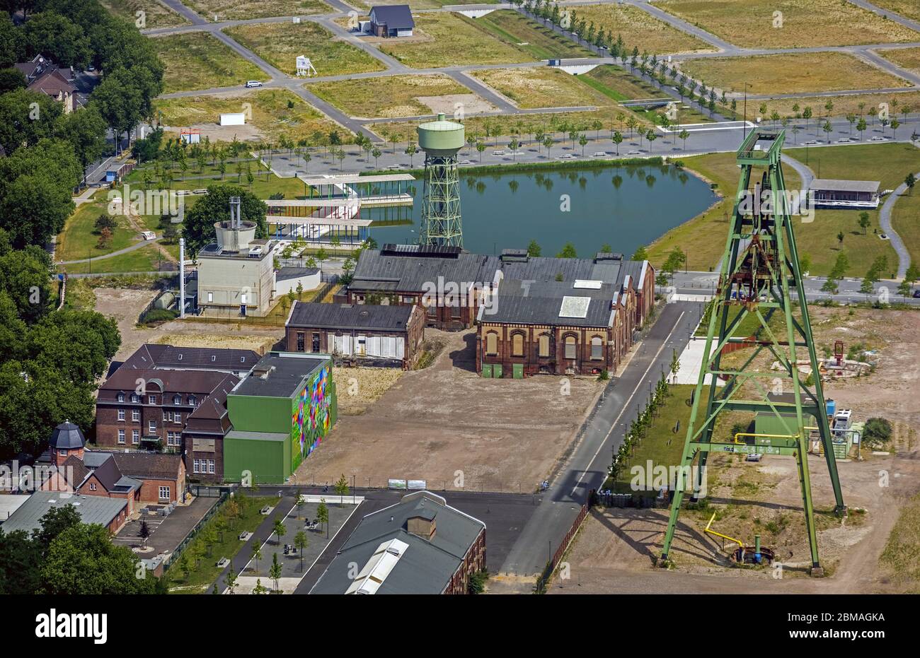 Coal mine housing estate hi-res stock photography and images - Alamy