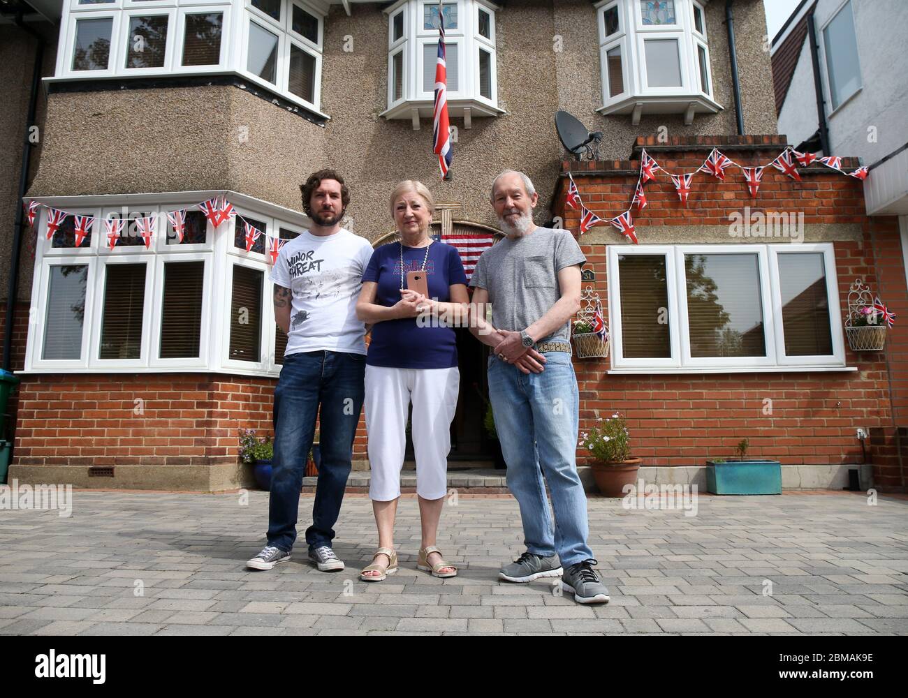 London, UK. 8th May 2020 War baby, Jim Van Sickle (R) with his wife ...