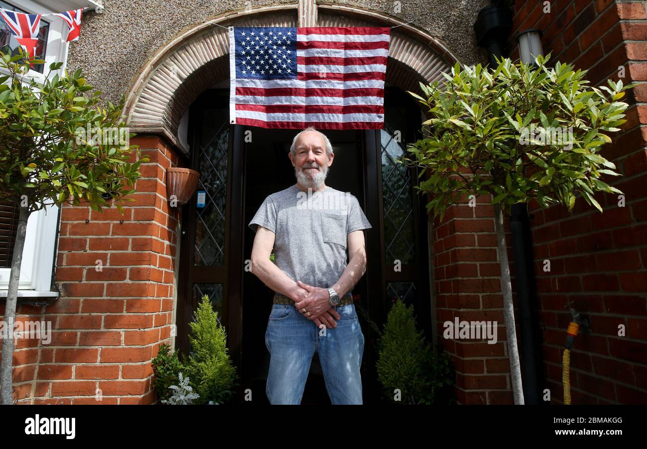 London, UK. 8th May 2020 War baby, Jim Van Sickle observes a two minute ...