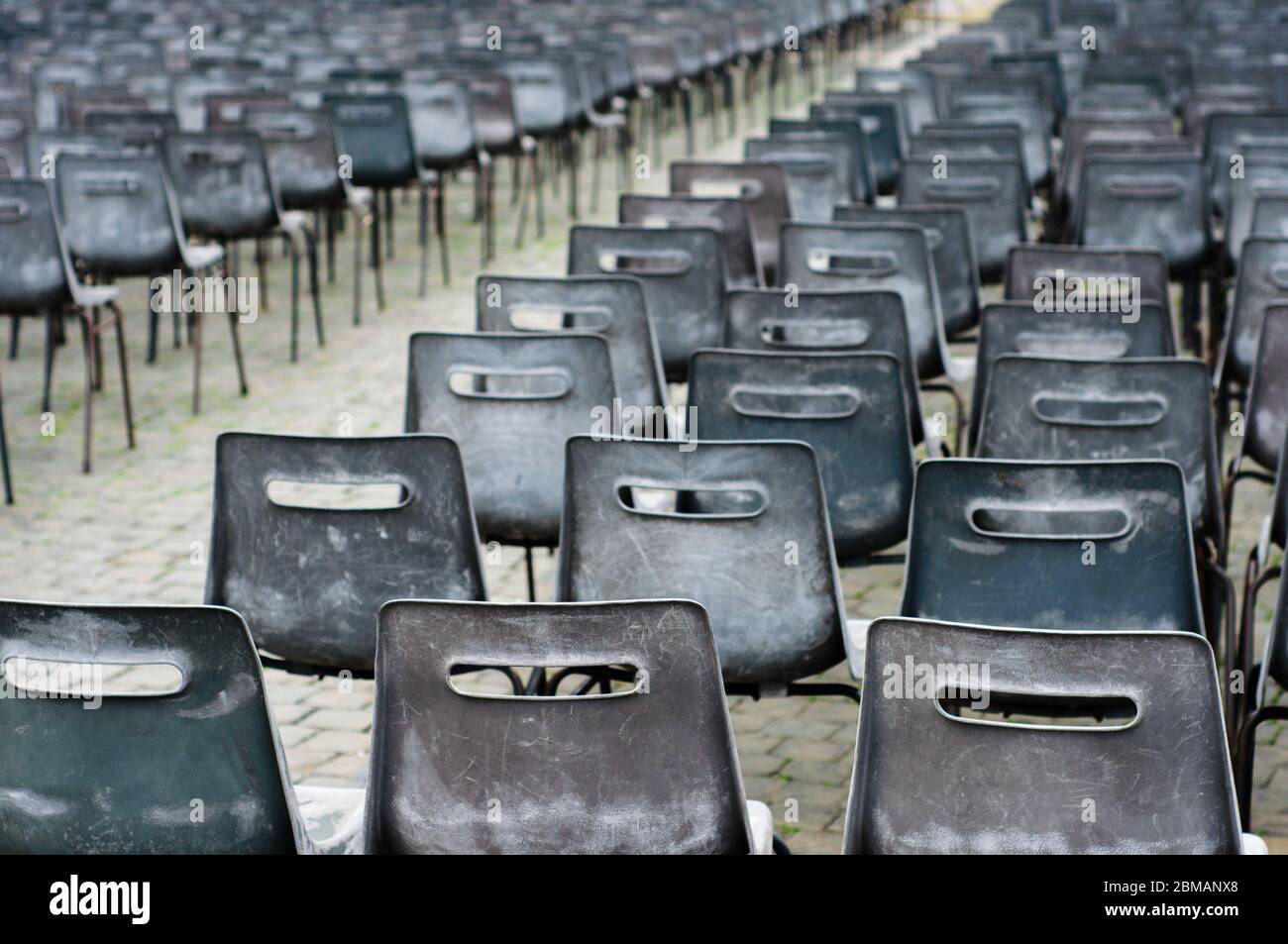 Empty seats vatican rome hi-res stock photography and images - Alamy