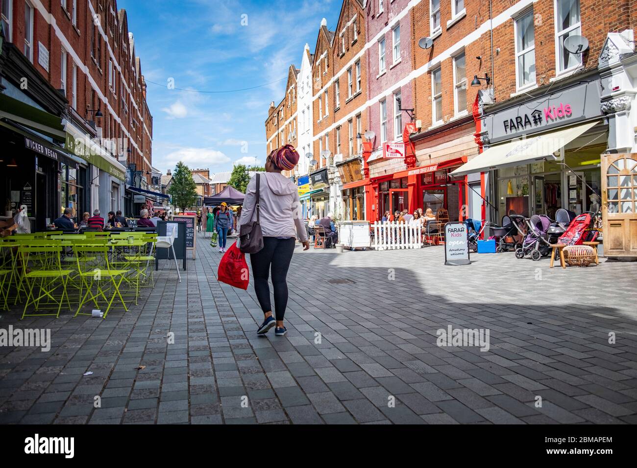 Wandsworth high street hi-res stock photography and images - Alamy