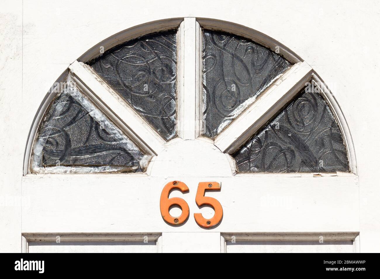 House numbr 65 Stock Photo - Alamy