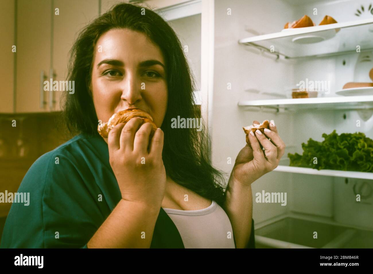 People are hungry hi-res stock photography and images - Alamy