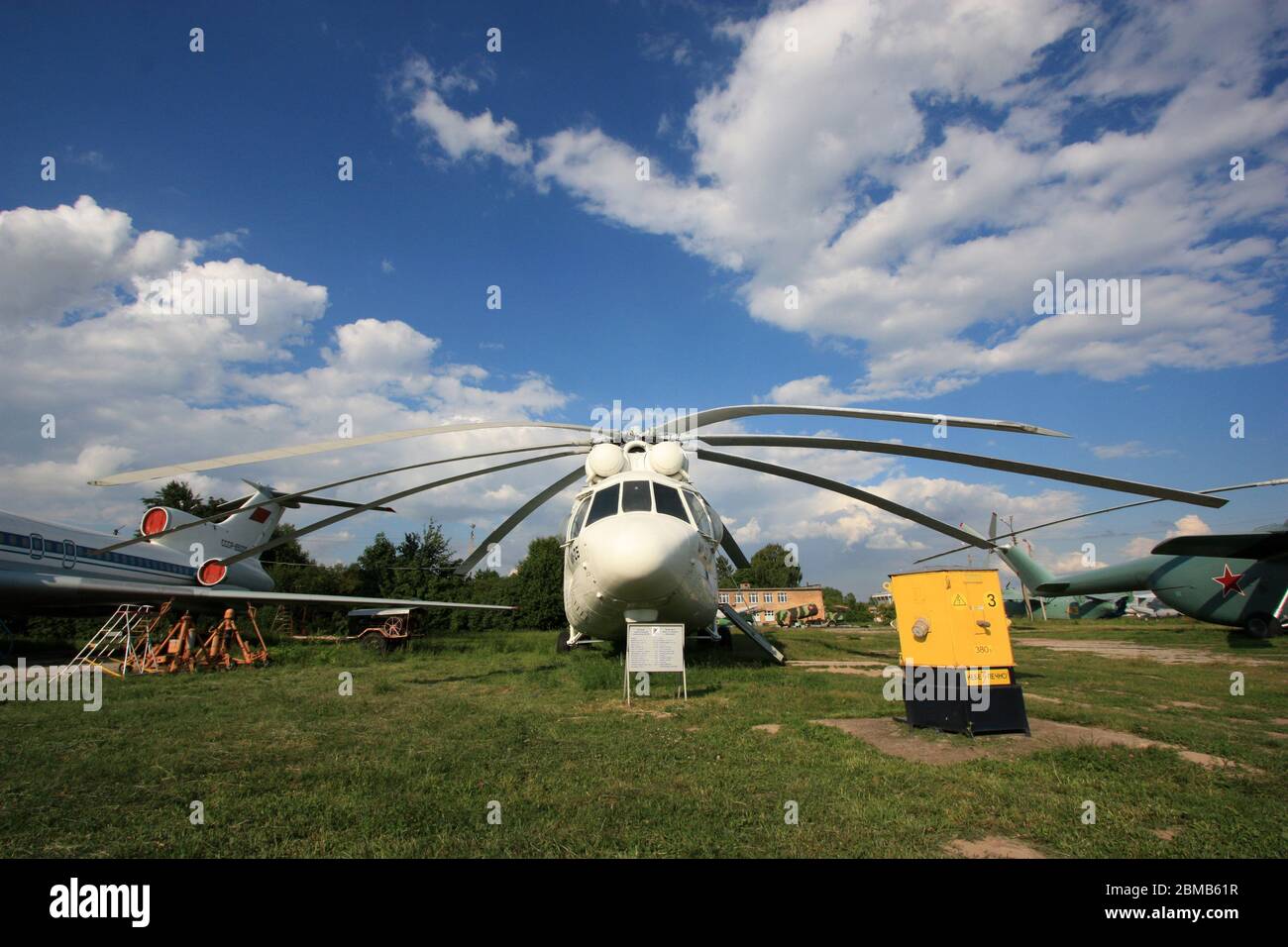 Front view of a Mil Mi-26 "Halo" super heavy-lift helicopter with ...