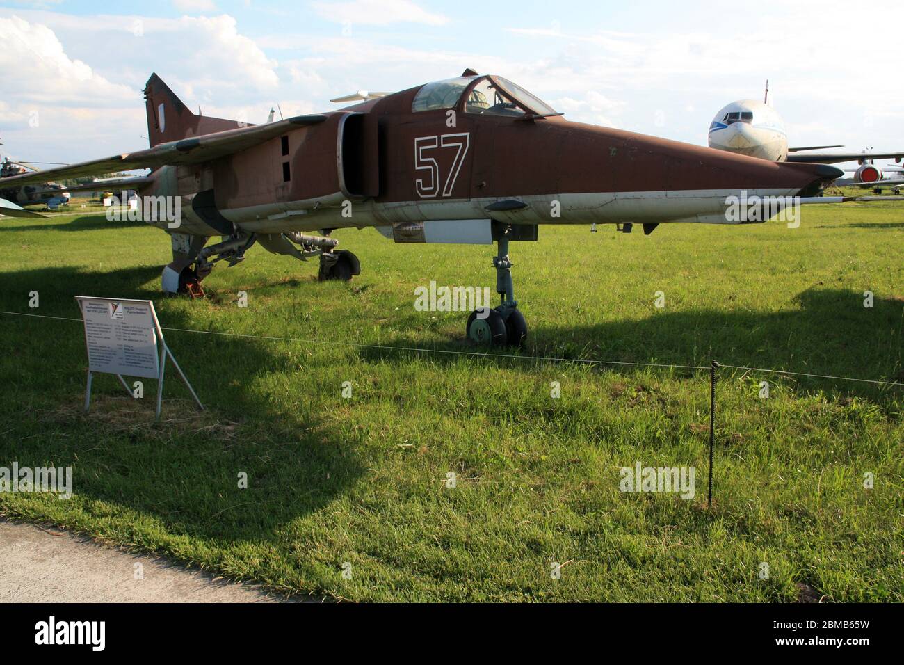 Mig 27 hi-res stock photography and images - Alamy
