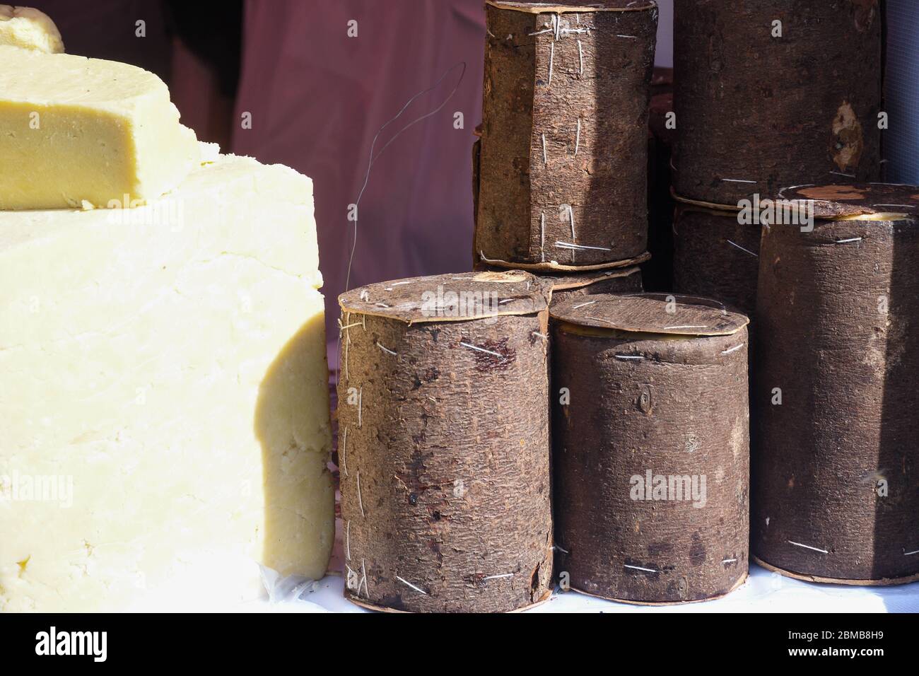 Branza de burduf hi-res stock photography and images - Alamy