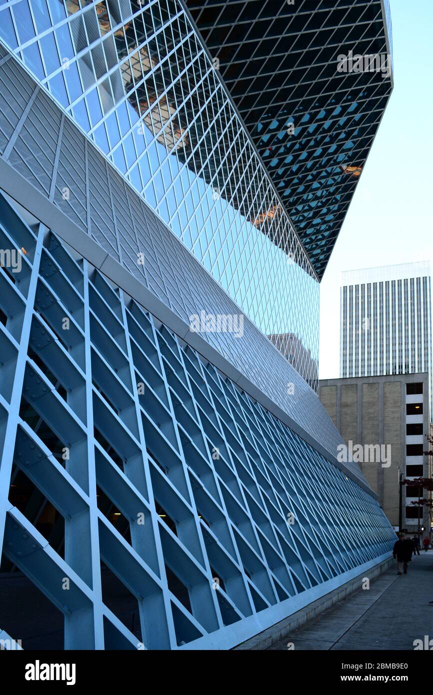 Seattle 2013, street view of one side of the public library with its ...