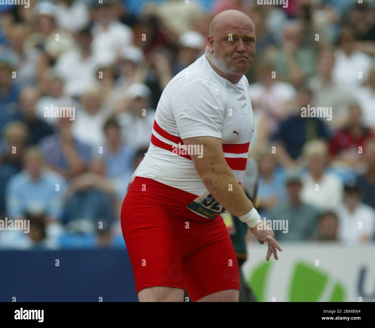 Mens shot put hi-res stock photography and images - Alamy