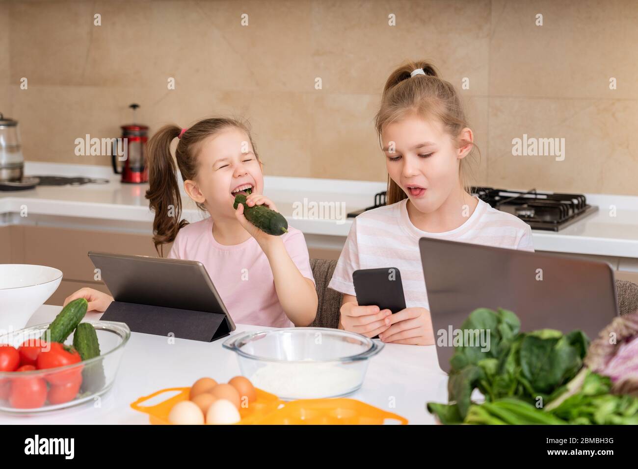 Child cucumber hi-res stock photography and images - Alamy
