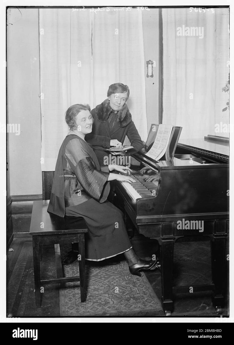 Mrs carlyle Black and White Stock Photos & Images - Alamy