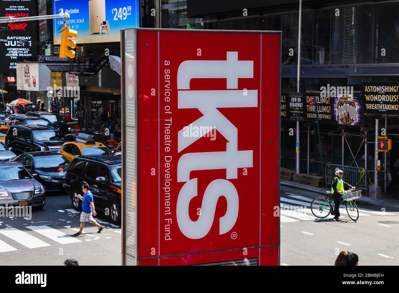 Aerial view times square hi-res stock photography and images - Alamy