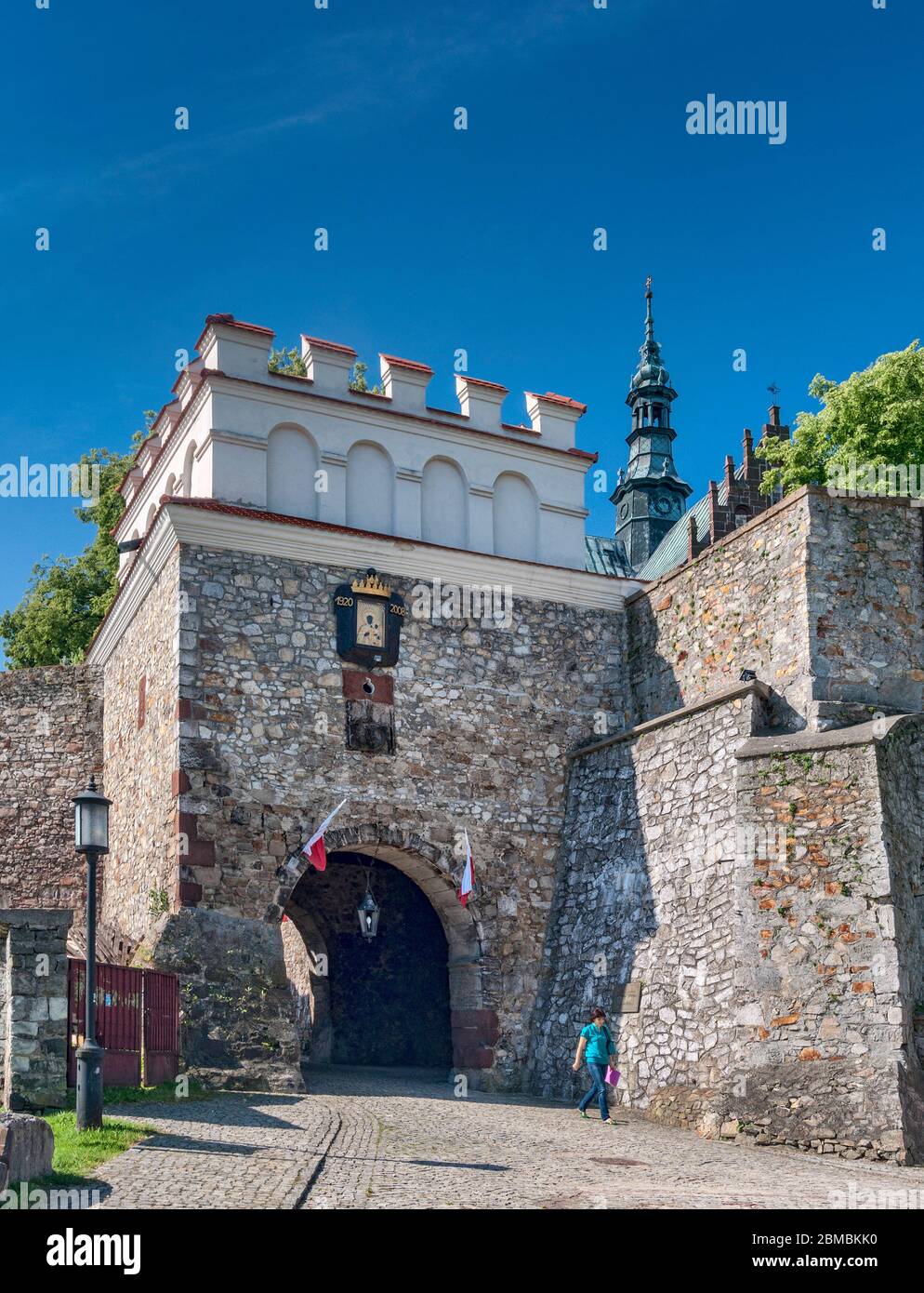Gate structure hi-res stock photography and images - Alamy