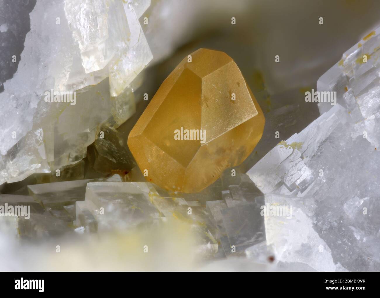 Talc crystal hi-res stock photography and images - Alamy