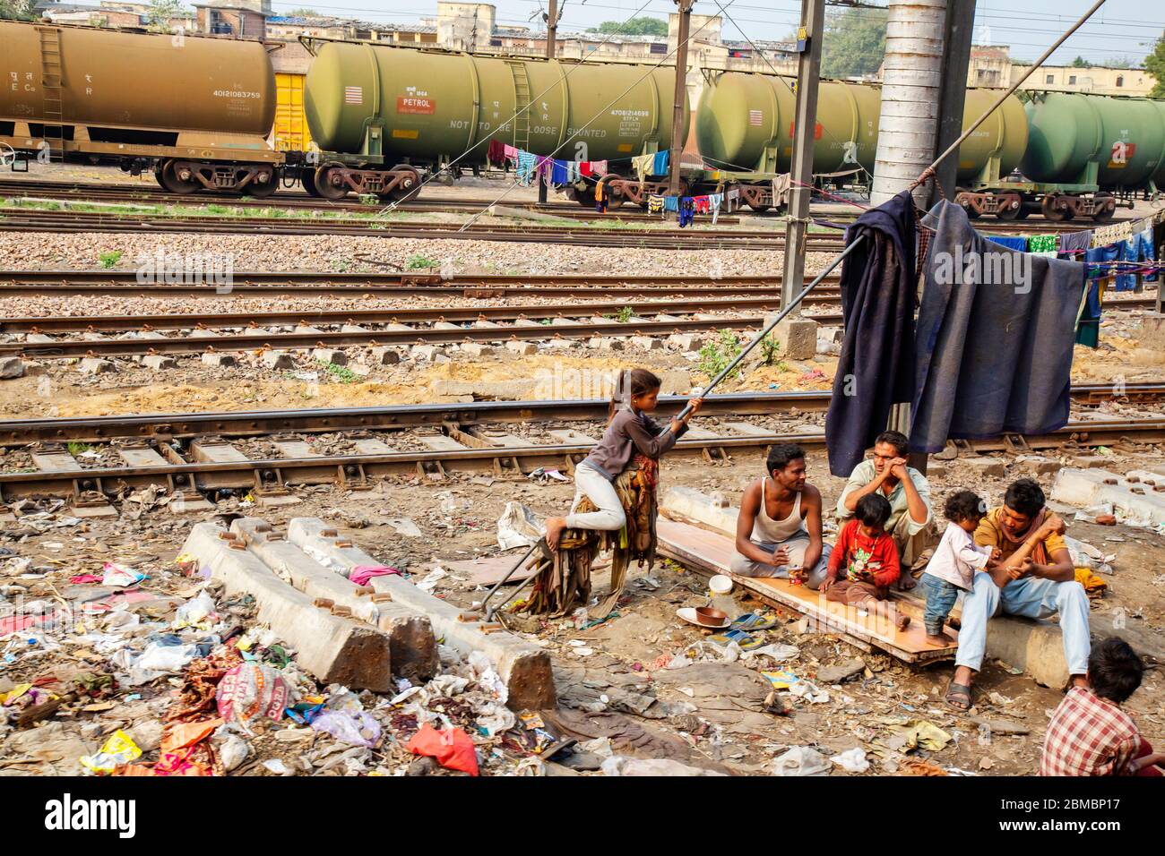 Poverty rail delhi hi-res stock photography and images - Alamy