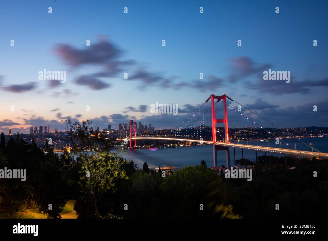 Bosphorus bridge connecting europe asia hi-res stock photography and ...