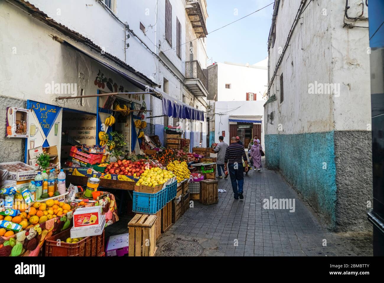 Moroccan grocery store hi-res stock photography and images - Alamy