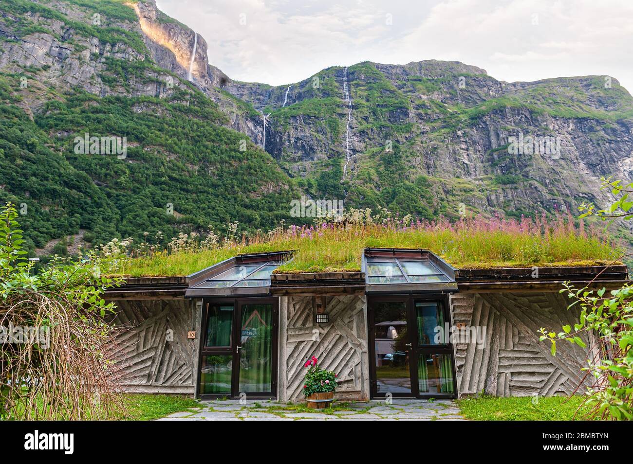 Viking houses hi-res stock photography and images - Alamy
