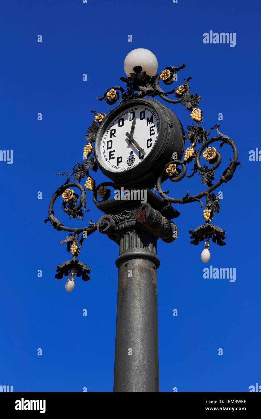 Pedro domecq clock hi-res stock photography and images - Alamy