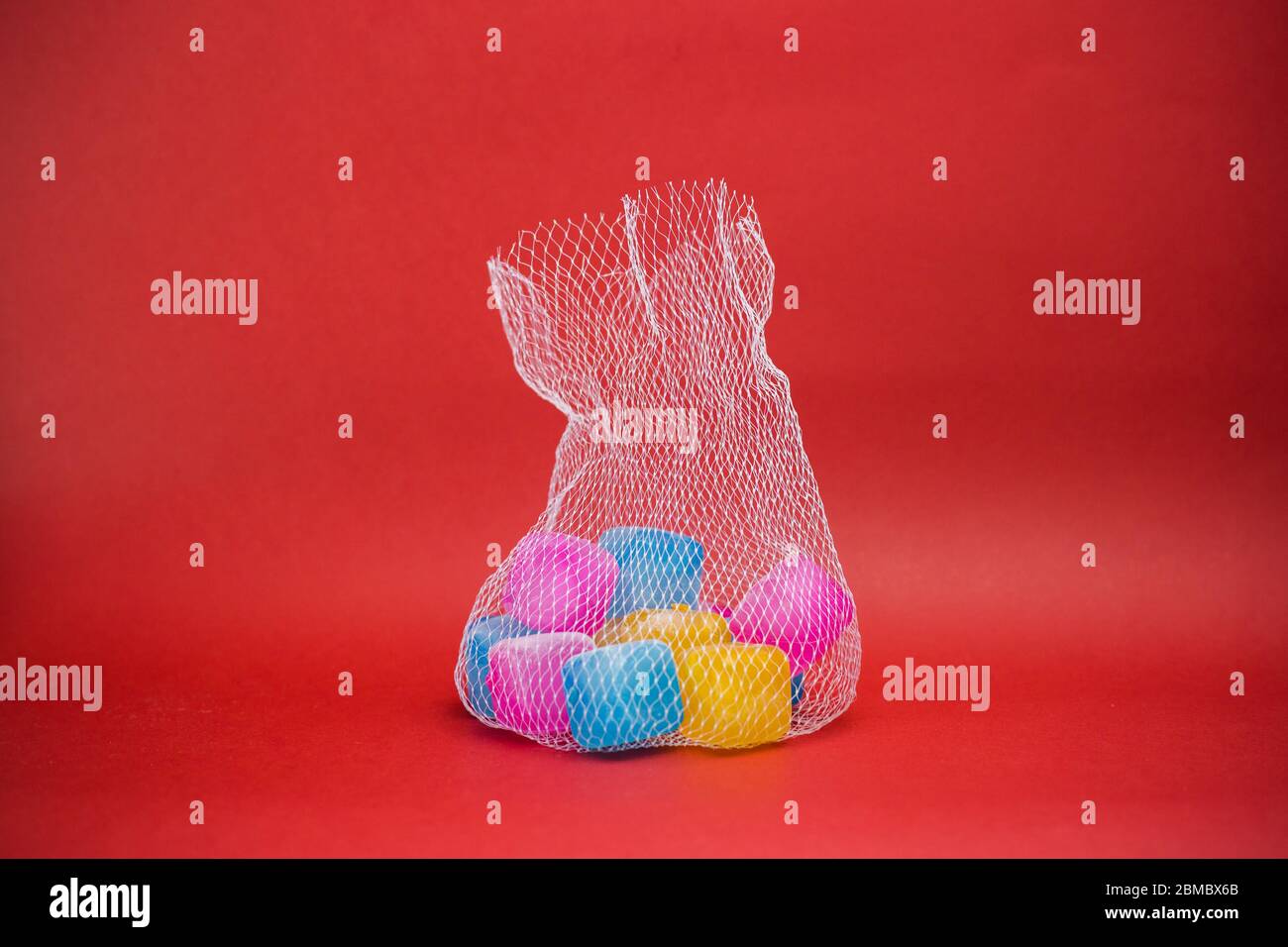 Colored ice cubes hi-res stock photography and images - Alamy