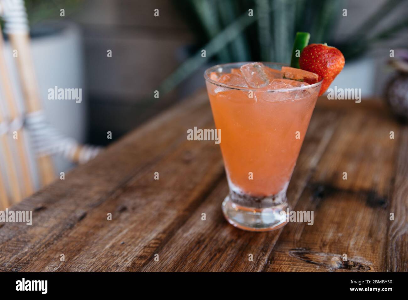 Swizzle cocktail hi-res stock photography and images - Alamy