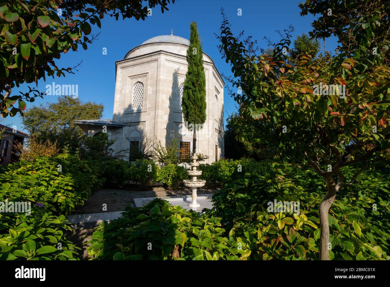 Tomb of Hurrem Sultan in Suleymaniye Mosque Stock Photo - Alamy