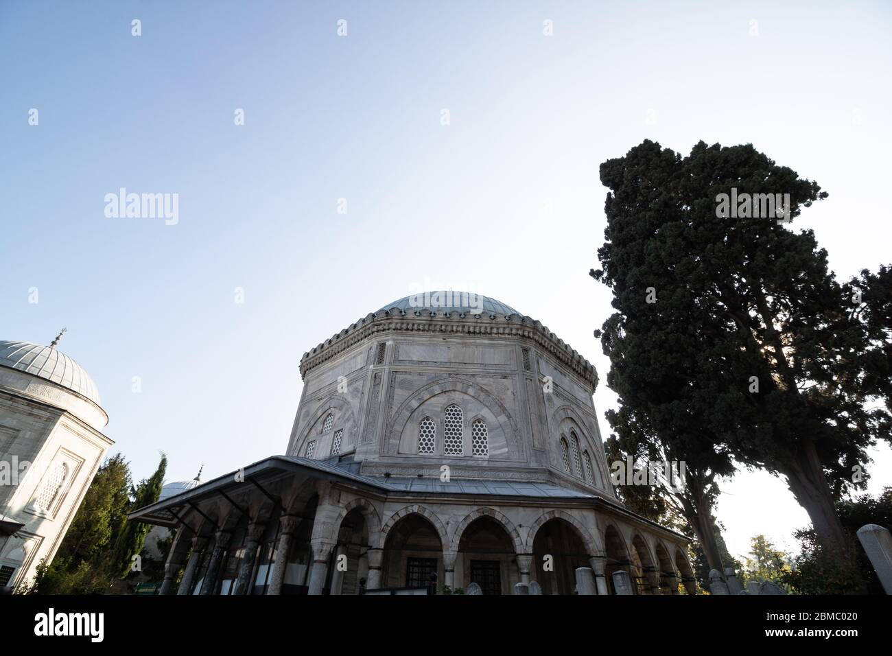 Mausoleum suleiman magnificent istanbul hi-res stock photography and ...