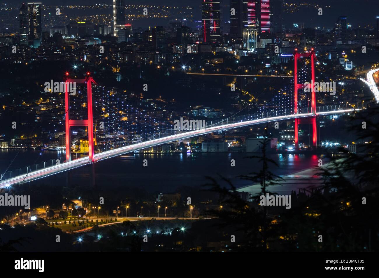 Bosphorus Bridge at Night and Cityscape of Istanbul Stock Photo - Alamy