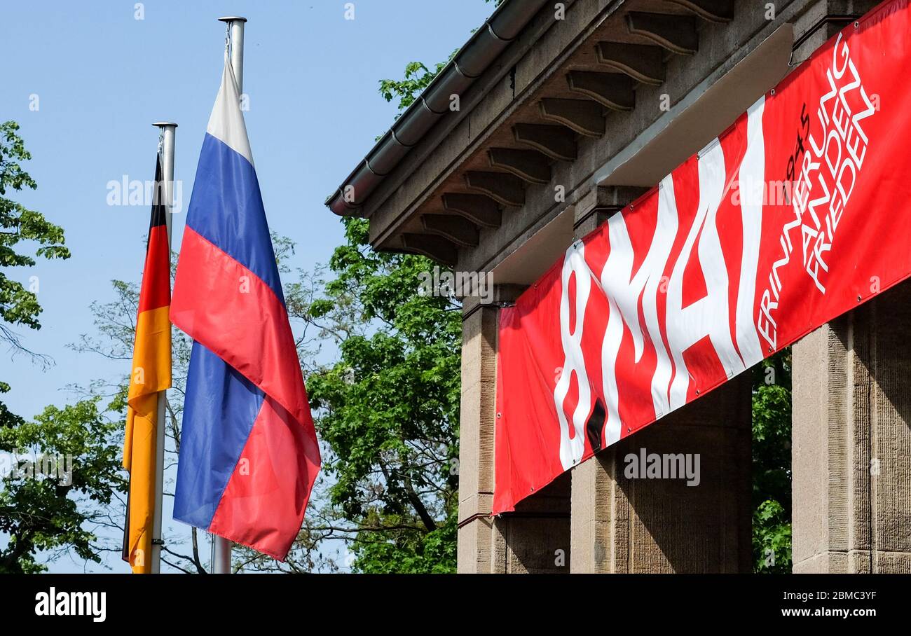 Berlin, Germany. 08th May, 2020. The German and Russian flags are ...