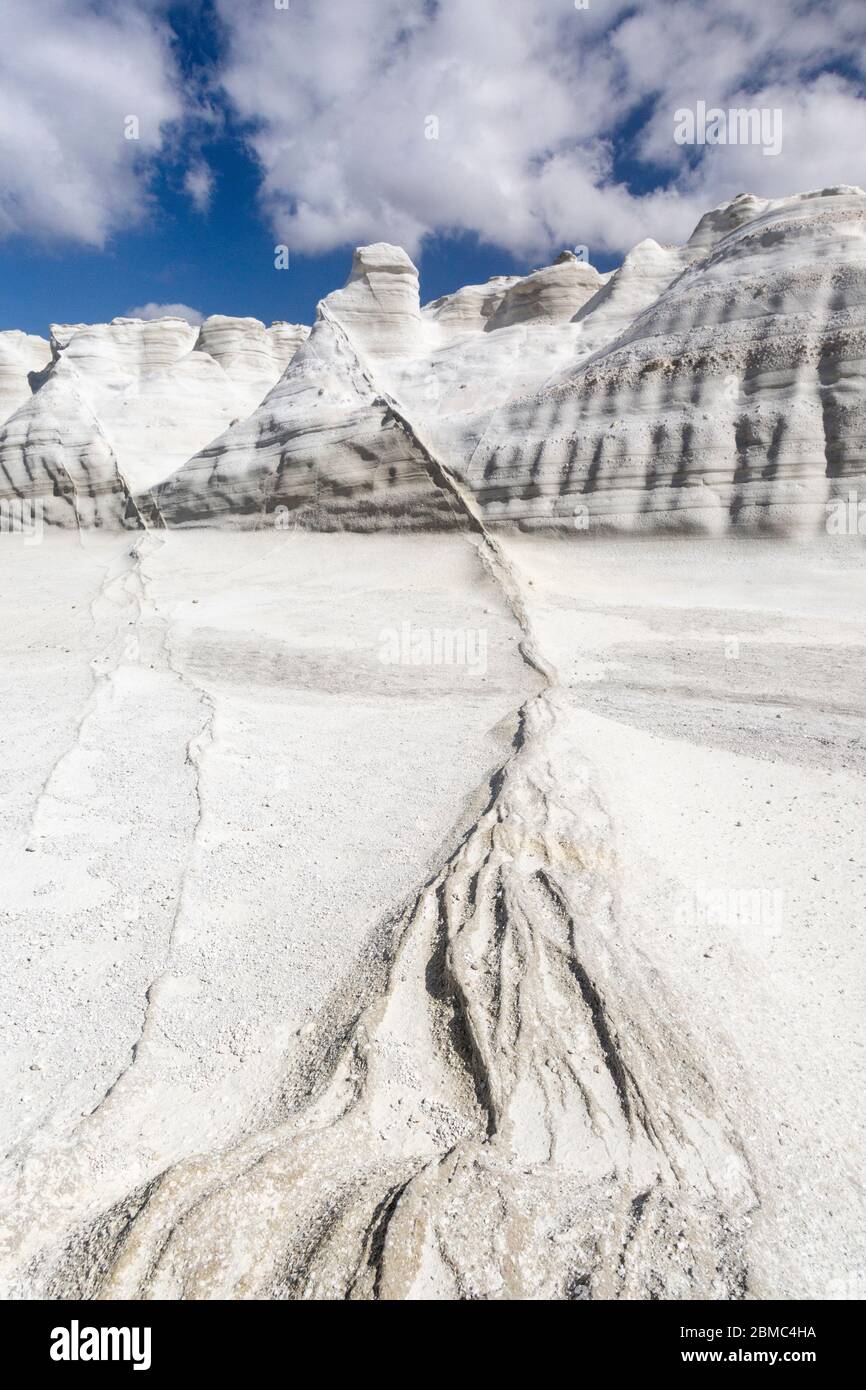 Linear formations at Sarakiniko, Milos, Greece Stock Photo - Alamy