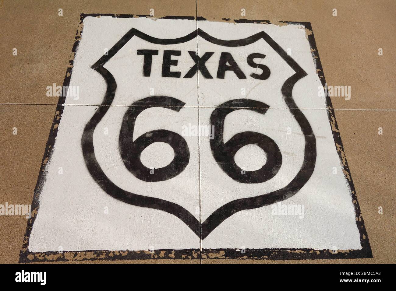 Route 66 sign on road 66 in Texas Stock Photo - Alamy