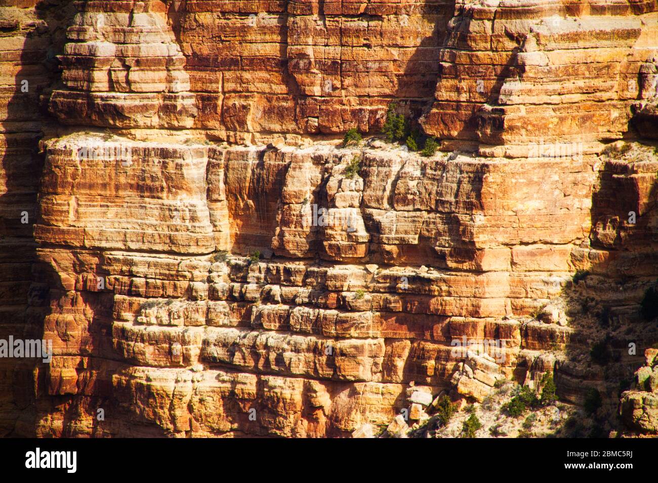 Rock Face with layers of different colors Stock Photo - Alamy