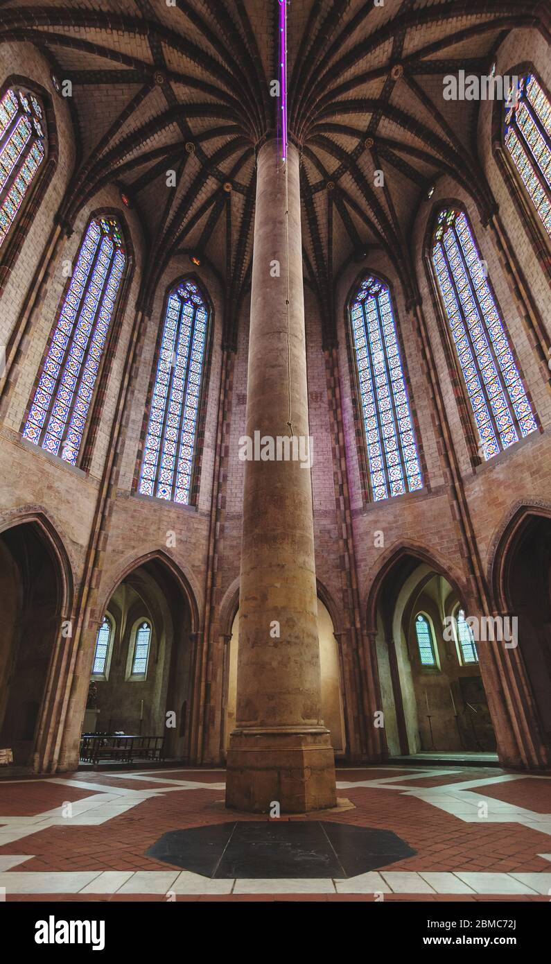 Interior of the Church of the Jacobins in Toulouse, France Stock Photo ...
